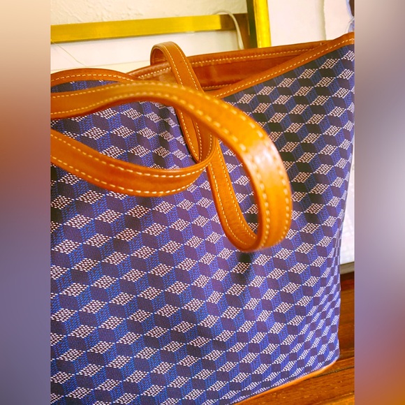 Barrington | Bags | Xl Barrington Tote Goyard Pattern Retail 25 | Poshmark